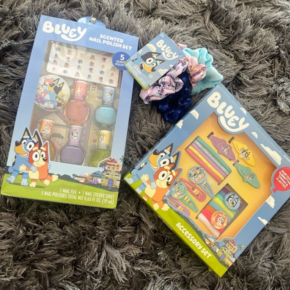 Disney | Accessories | Ultimate Bluey Girls Accessory Kit Nail Polish ...